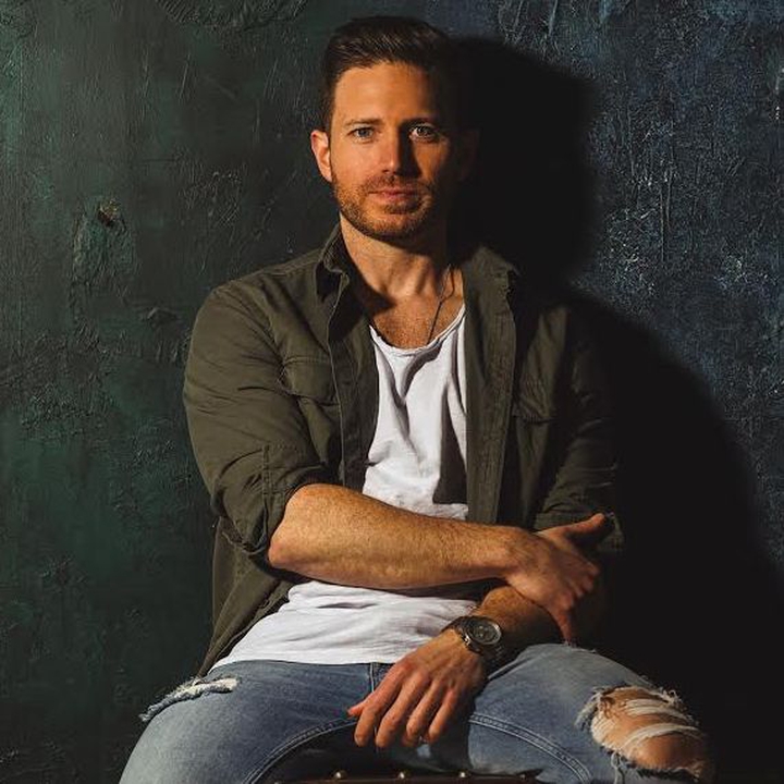 CHRIS MORENO Tour Dates, Concert Tickets, & Live Streams