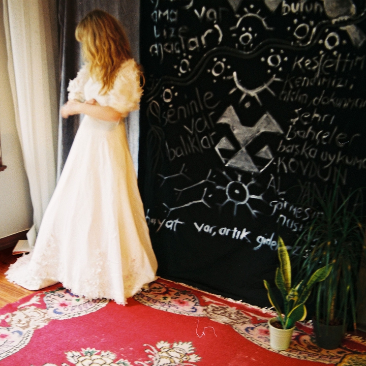 Nilipek. Tour Dates, Concert Tickets, & Live Streams