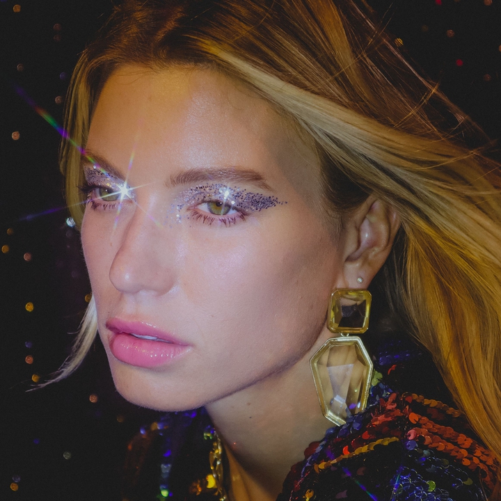 Anabel Englund Concerts & Live Tour Dates: 2024-2025 Tickets | Bandsintown