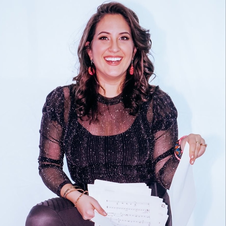 Nicole Zuraitis Music Tour Dates, Concert Tickets, & Live Streams