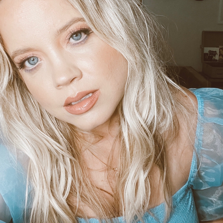 Harper Grae Tour Dates, Concert Tickets, & Live Streams