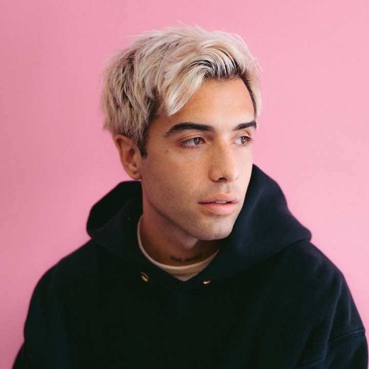 Karten für Ryan Caraveo, Konzert-Tourdaten & Details 2023 | Bandsintown