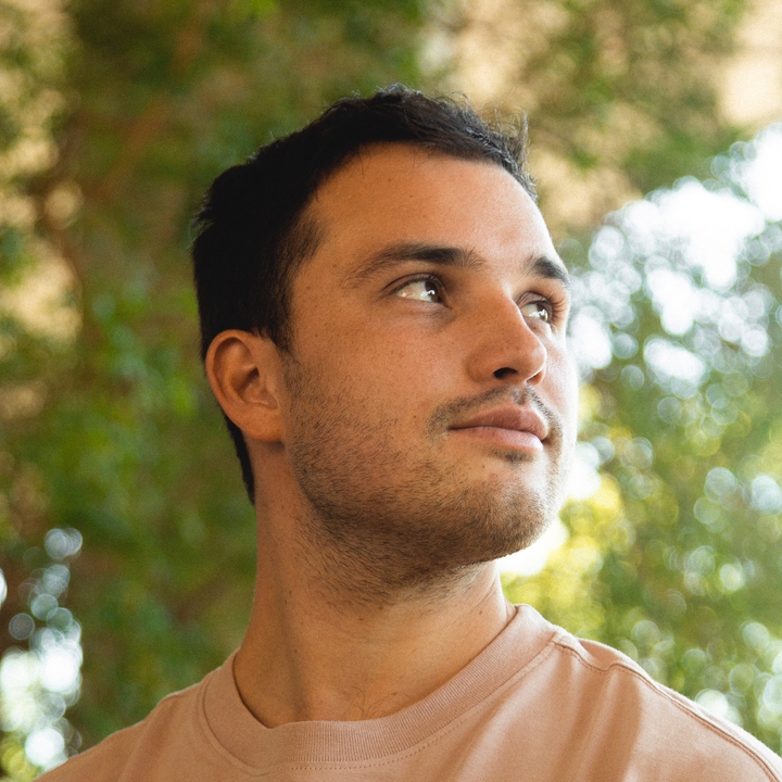 Nick Mellow Tour Dates, Concert Tickets, & Live Streams