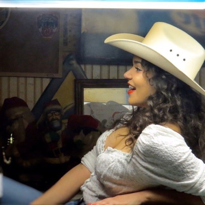 Emily Nenni Tour Dates, Concert Tickets, & Live Streams