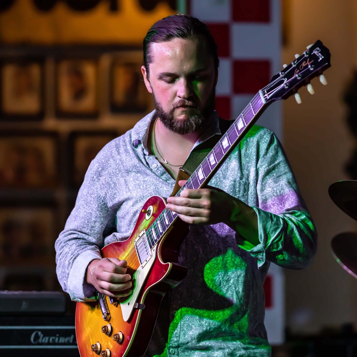 Taylor Scott Concerts & Live Tour Dates: 2024-2025 Tickets | Bandsintown