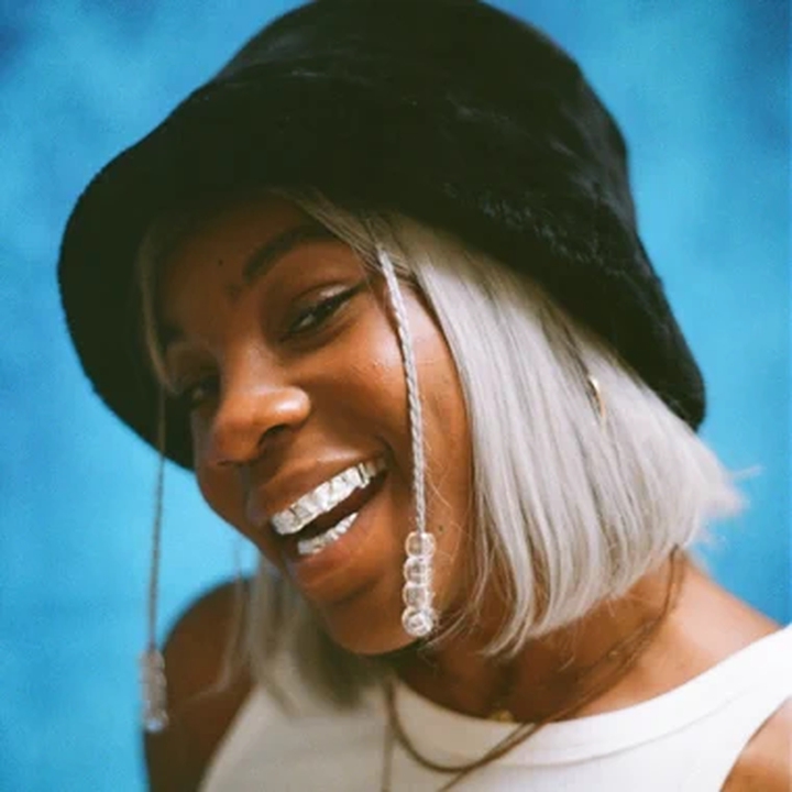 EFÉ Concerts & Live Tour Dates: 2023-2024 Tickets | Bandsintown