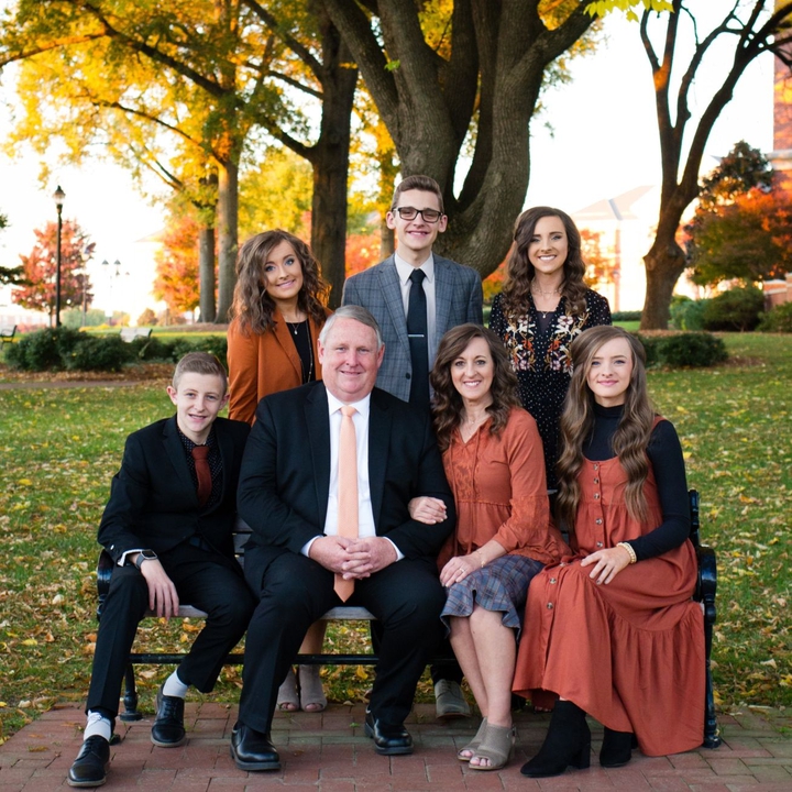The Agee Family Concerts & Live Tour Dates: 2024-2025 Tickets | Bandsintown