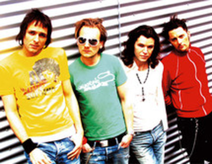 Johnny Deluxe Concerts & Live Tour Dates: 2023-2024 Tickets | Bandsintown