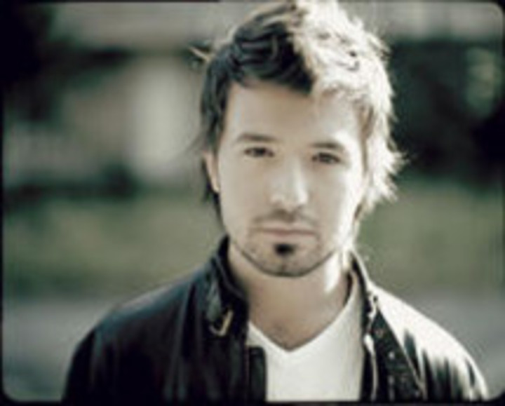 Yalın Concerts & Live Tour Dates: 2024-2025 Tickets | Bandsintown