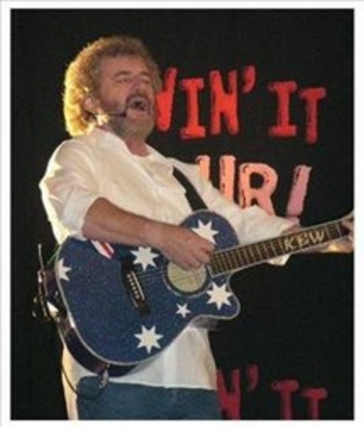 Kevin Bloody Wilson Concerts & Live Tour Dates: 2024-2025 Tickets ...