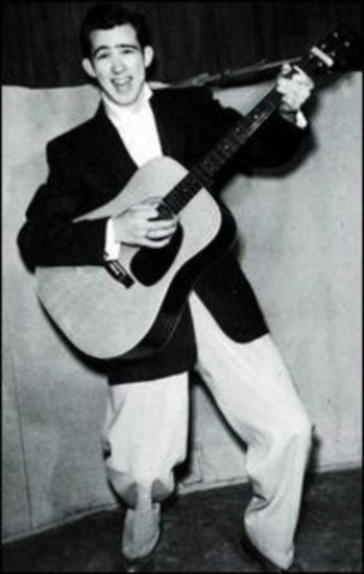 Eddie Bond Concerts & Live Tour Dates: 2023-2024 Tickets | Bandsintown