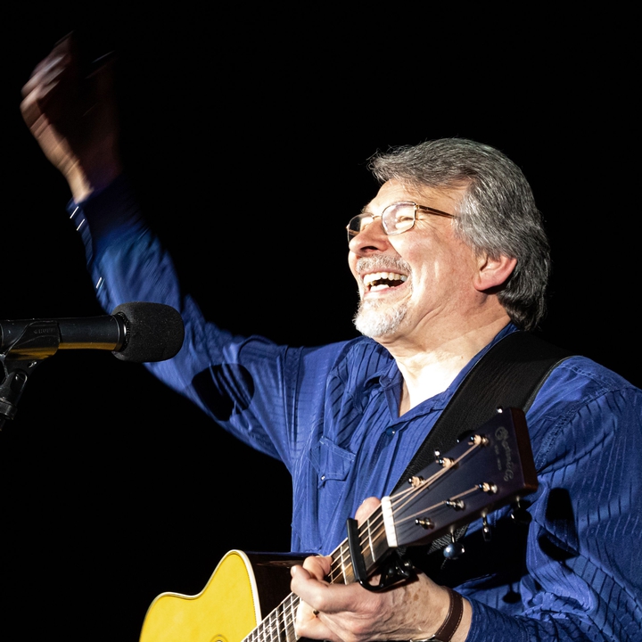 Bruce Davies - Singer/Songwriter/Musician from Scotland Concerts & Live ...