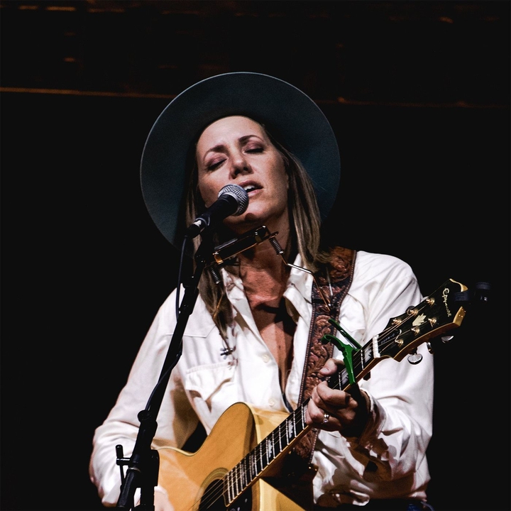 Jamie Lin Wilson Concerts & Live Tour Dates: 2024-2025 Tickets ...