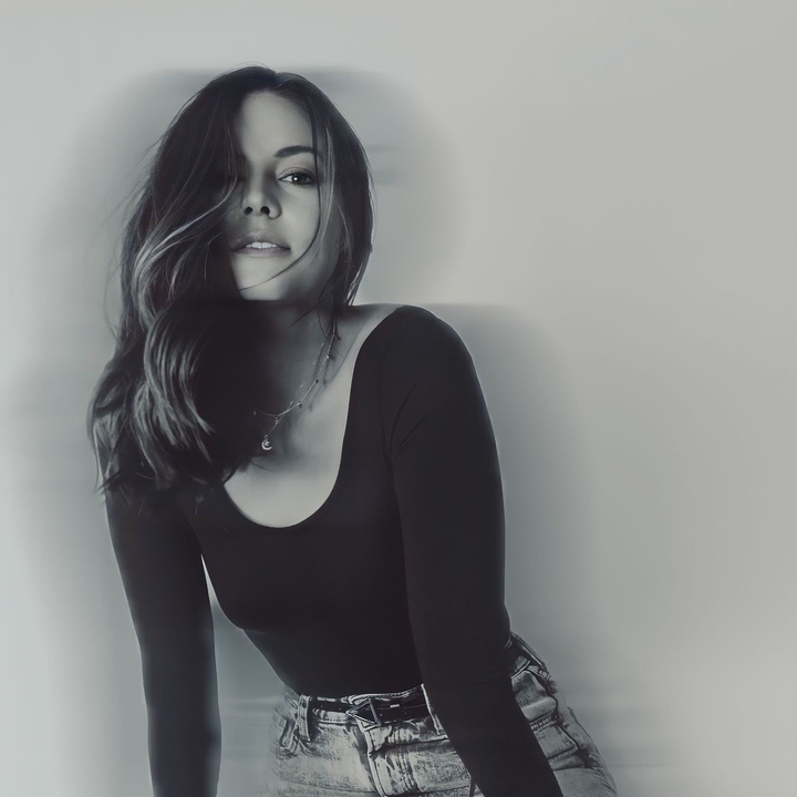 Emily Earle Concerts & Live Tour Dates: 2024-2025 Tickets | Bandsintown