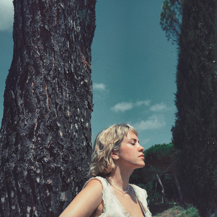 Bess Atwell London Tickets, Royal Albert Hall Nov 19, 2023 | Bandsintown