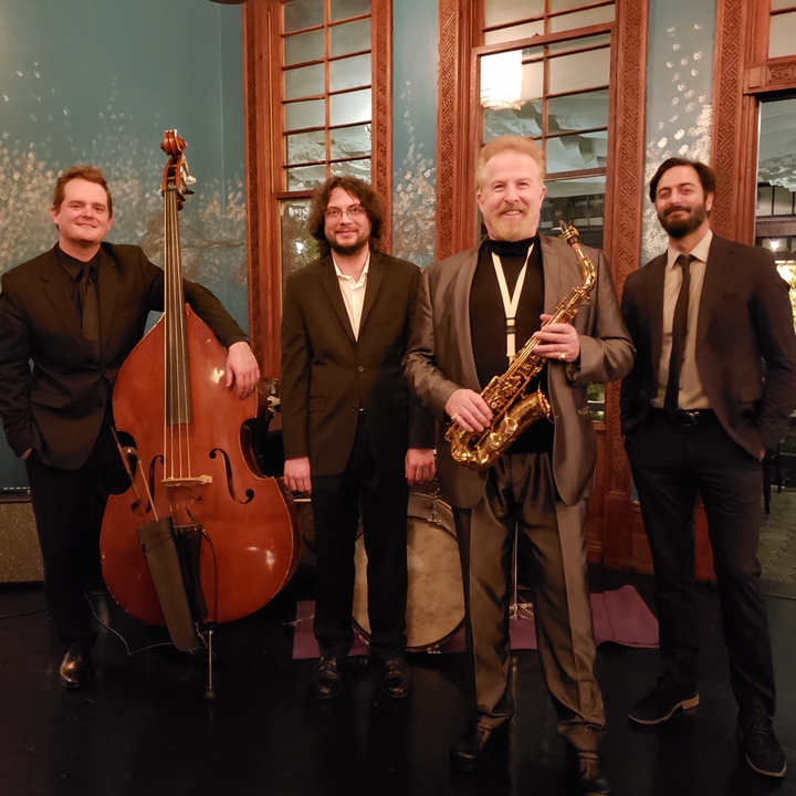 Justin Chart & COLORSTORM Glendale Entradas, The Oak and Vine 2 de ...