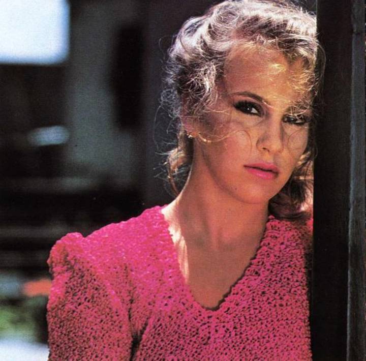 France Joli Concert Tickets: 2023 Live Tour Dates | Bandsintown