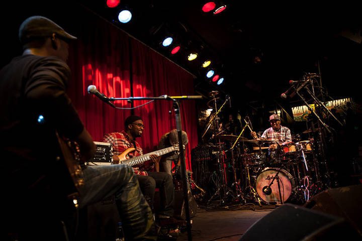 Chris Dave and the Drumhedz Concert Tickets: 2023 Live Tour Dates ...