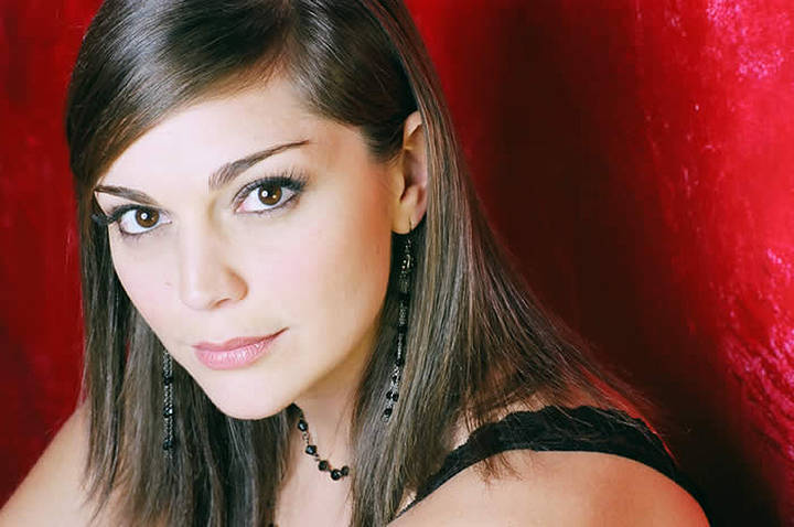 Erin Bode Tour Dates, Concert Tickets, & Live Streams