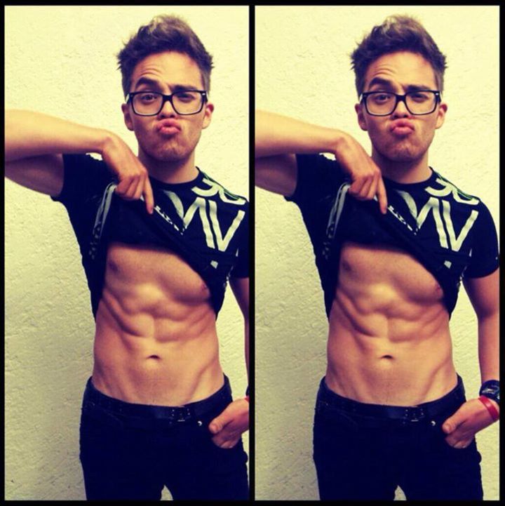 Yurem Tour Dates, Concert Tickets, & Live Streams