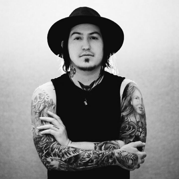 ¿Cuánto mide Craig Mabbitt? Real height