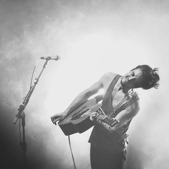 Tiago Iorc Tickets, 2022 Concert Tour Dates & Details | Bandsintown