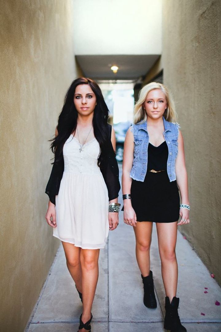 Jonnie and Brookie Concerts & Live Tour Dates: 2024-2025 Tickets ...