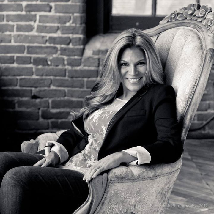 Tiffany Turner Tour Dates, Concert Tickets, & Live Streams