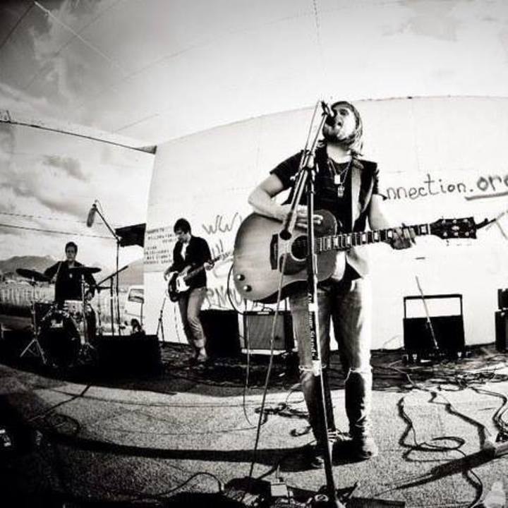 Brandon Bee Concerts & Live Tour Dates: 2023-2024 Tickets | Bandsintown