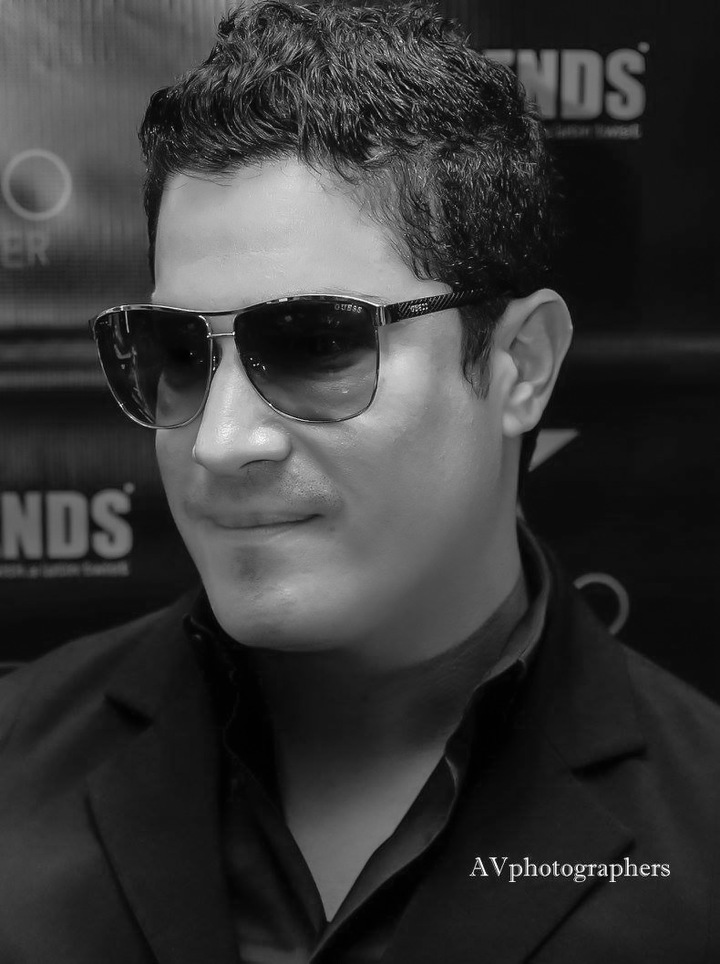 Frankie Negron Concerts & Live Tour Dates: 2024-2025 Tickets | Bandsintown
