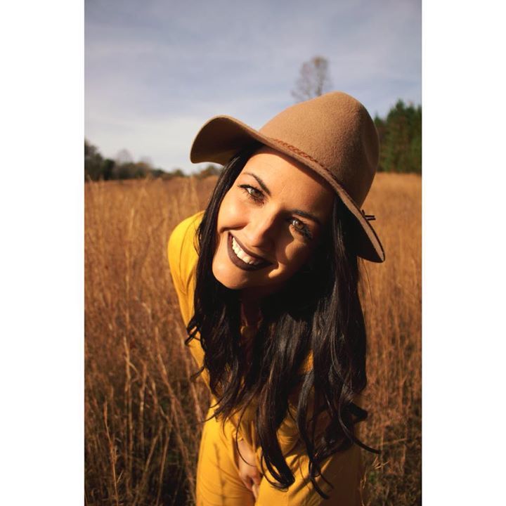 Emma Lee (US) Concerts & Live Tour Dates: 2024-2025 Tickets | Bandsintown