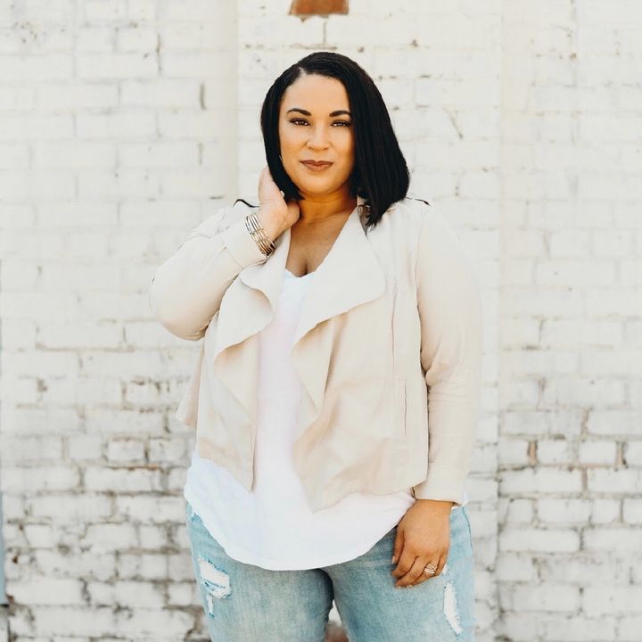 Jessica Hitte Tour Dates, Concert Tickets, & Live Streams