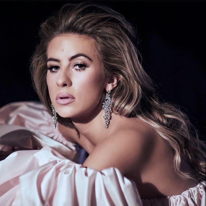 Kassi Ashton Tickets, 2022 Concert Tour Dates & Details | Bandsintown