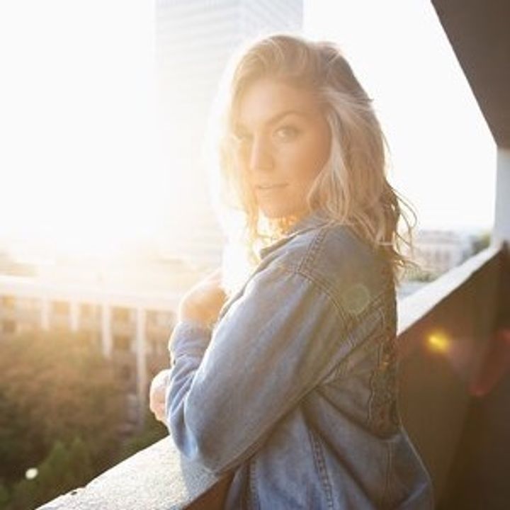 Ashley Hess Tour Dates, Concert Tickets, & Live Streams