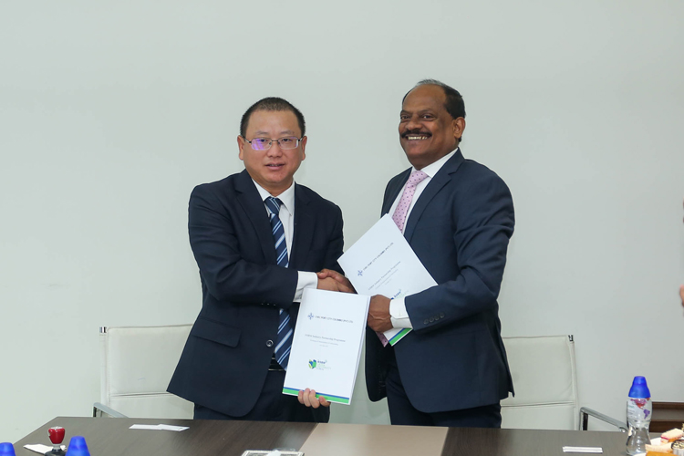 Port City Colombo signs MOU with NSBM Green University Town for ...