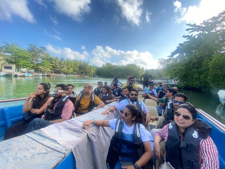 Red Apple Travel in collaboration with Sri Lankan Airlines organise ...