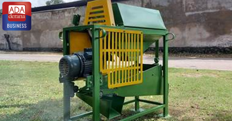 Groundnut threshing made easier with the "Agrotech" Groundnut Thresher ...