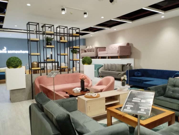 Singer Premium Furniture Opens its Doors at One Galle Face - Adaderana ...