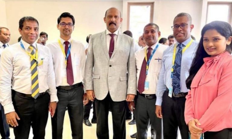 HNB Opens 800th Smart Self Service Machine at Defence Headquarters ...