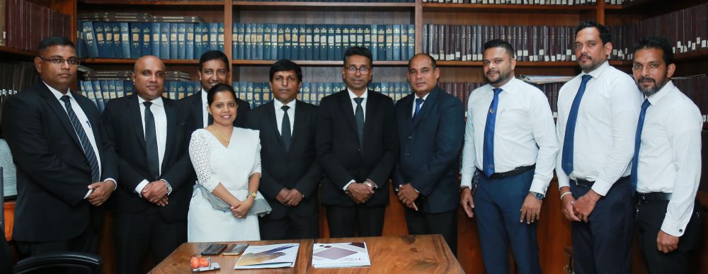 Sanasa General Insurance signs MoU with Colombo Law Society - Adaderana ...