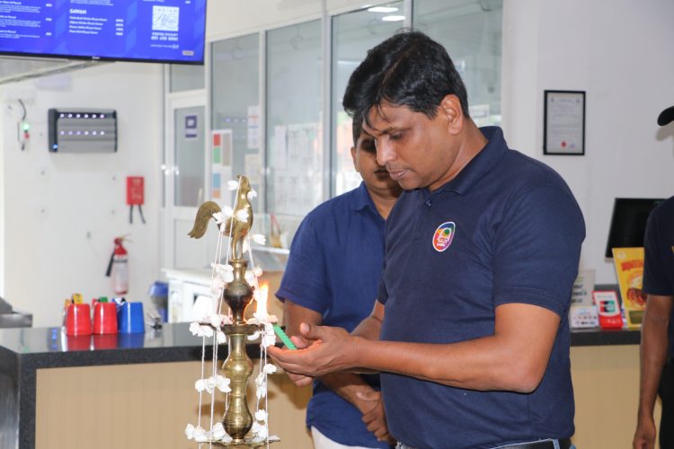 Full'r Burgers Maharagama Celebrates Grand Opening of Dine-In ...