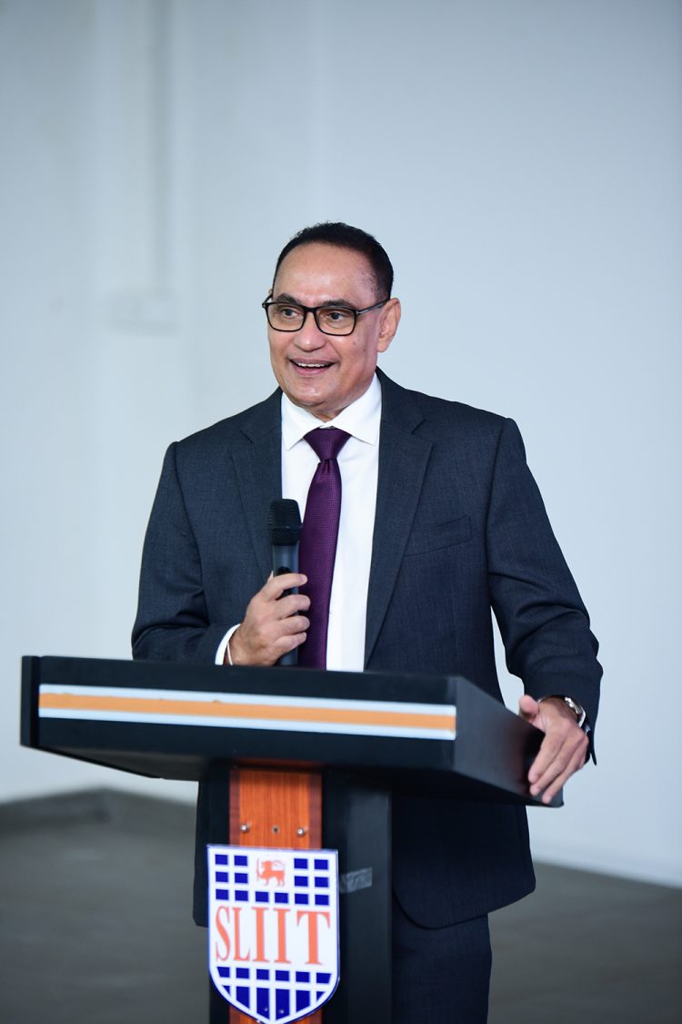 SLIIT kicks off 25th Anniversary celebrations, unveiling New Logo and ...