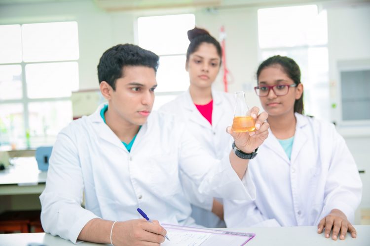 SLIIT crowned Sri Lanka's No. 1 Non-State University, standing 3rd ...