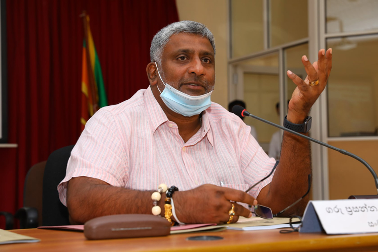 ඉන්දීය කොවිඩ් ප්‍රභේදය ආසාදනය වූ අයෙකු නිරෝධායන මධ්‍යස්ථානයකින් හමුවෙයි ...