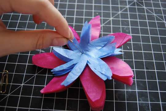 Step-by-Step: Paper Flowers