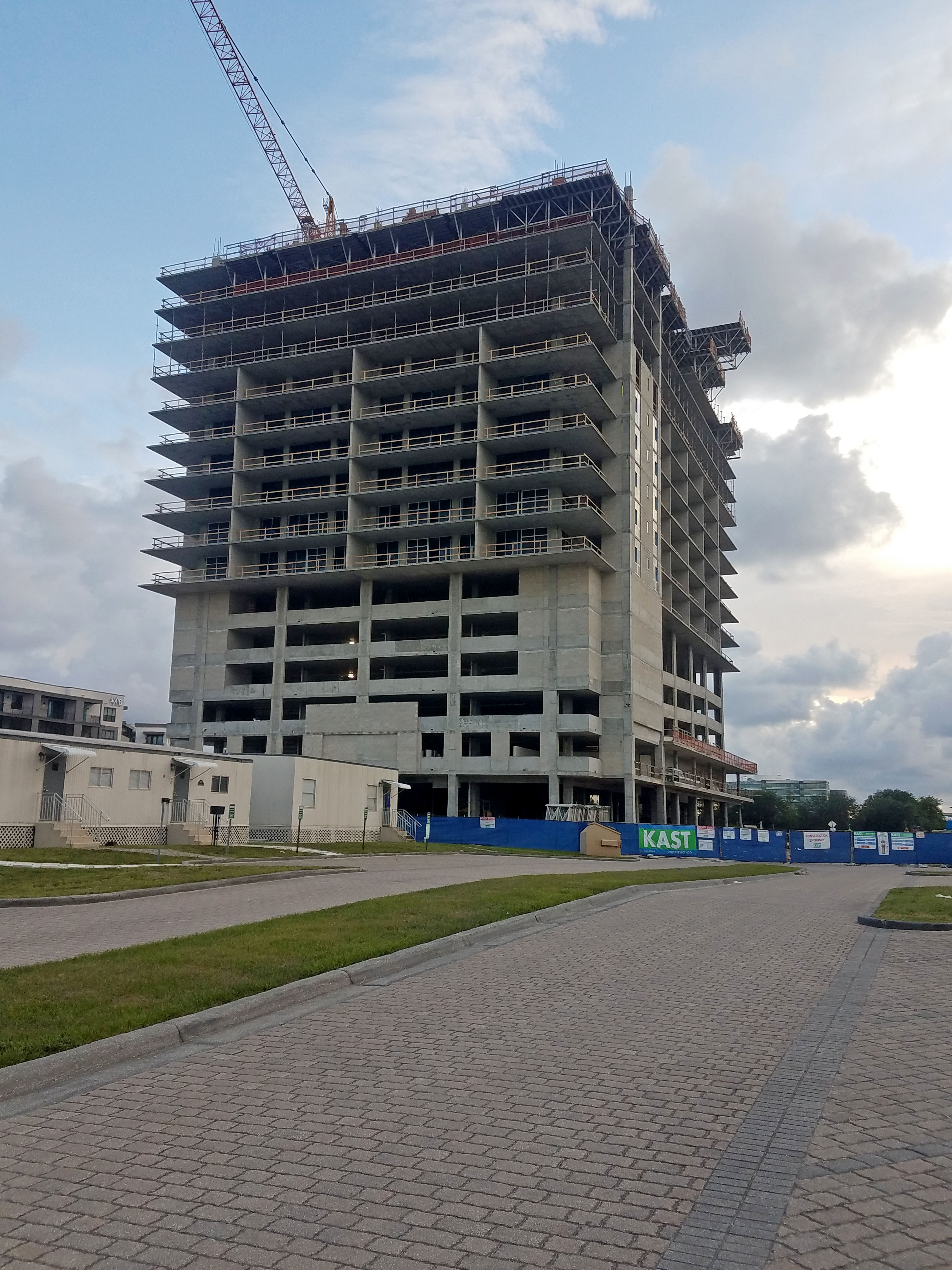 Construction Tops Out at Apartment Community in Echelon City Center
