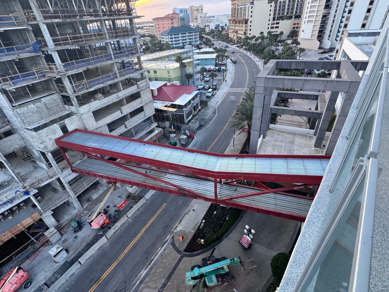 Pedestrian Bridge Erected at Alanik Hotel