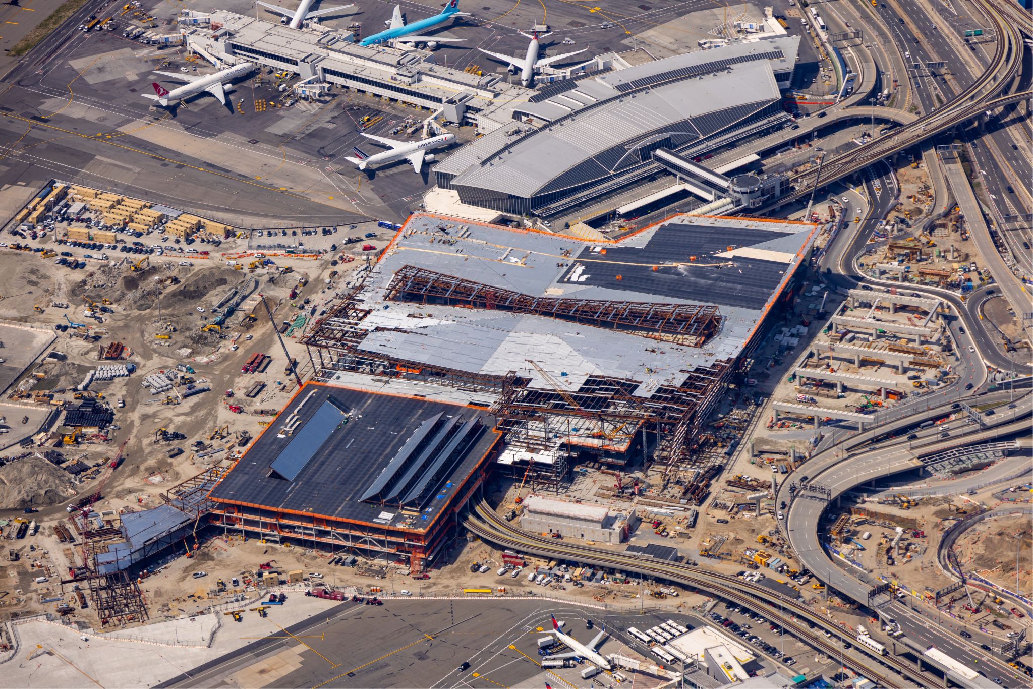 Curtainwall Installation Underway at JFK's $9.5B Terminal One