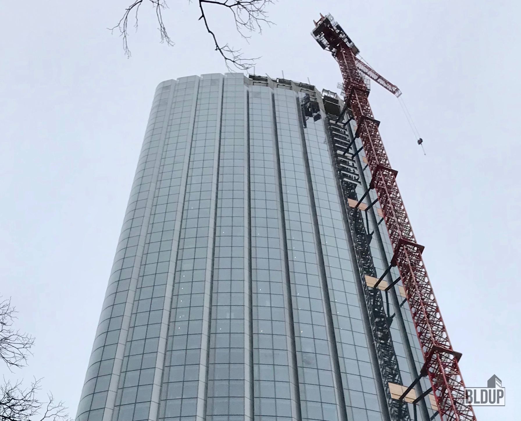 Final Sections of Glass Facade Install Underway on Penthouse Levels of ...