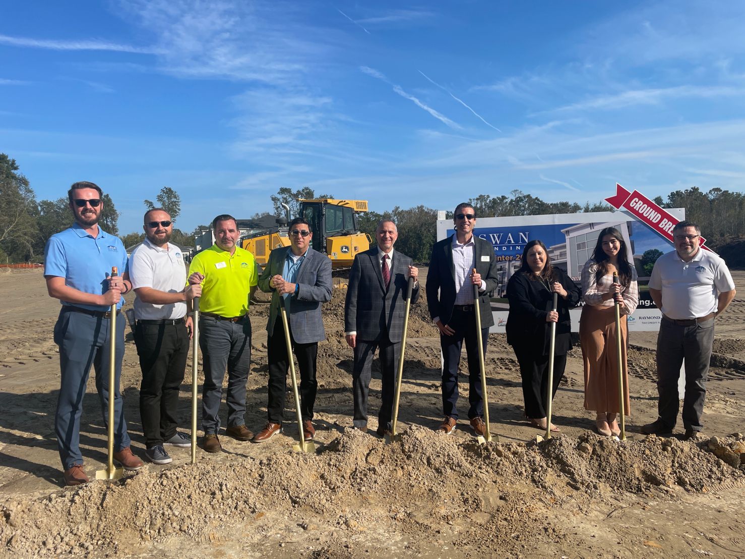 Groundbreaking Held at Swan Landing in Lakeland